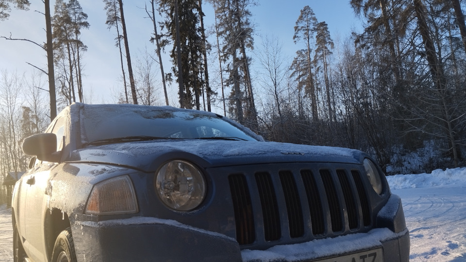 Jeep Compass (1G) 2.4 бензиновый 2007 | на DRIVE2