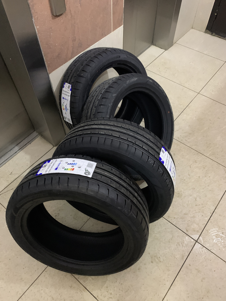 Лето Windforce Catchfors UHP 225/50 ZR18 — Geely Coolray (1G), 1,5 л ...