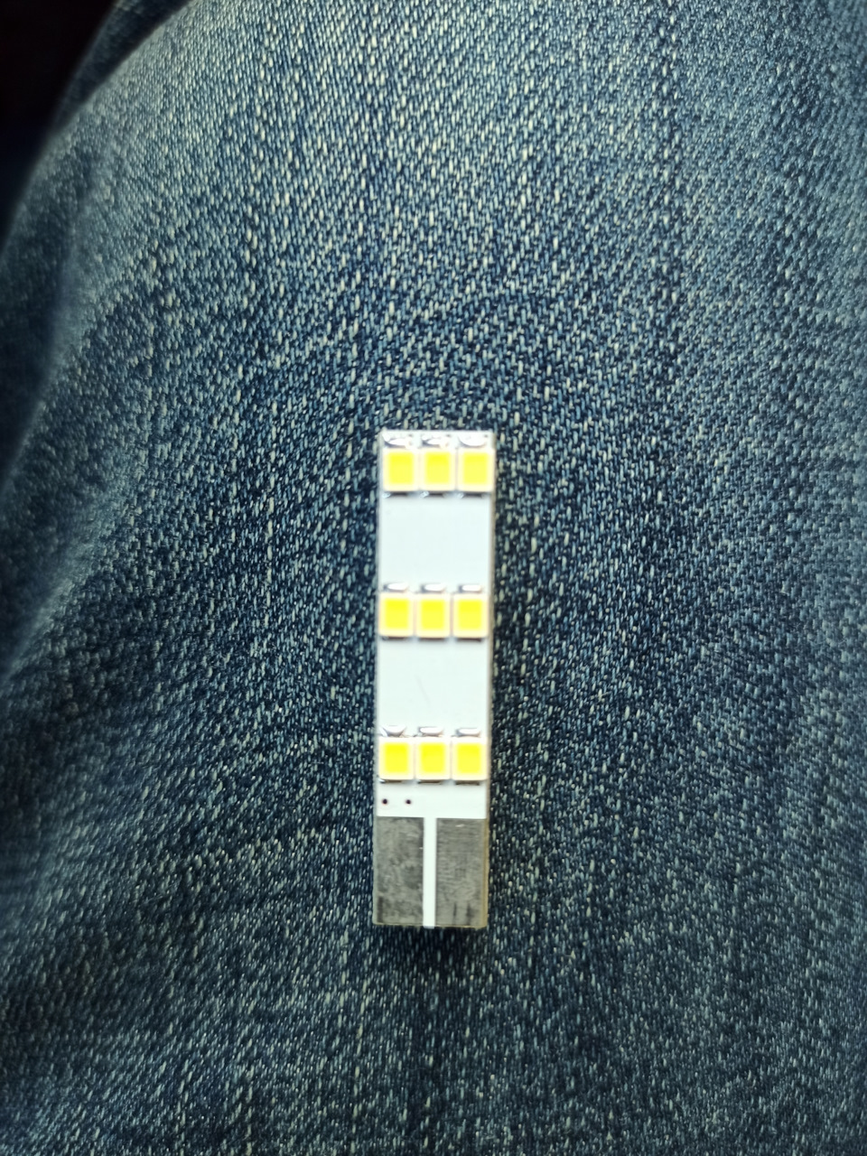 Подсветка номера и ДХО Led — Lada Vesta (1G), 1,6 л, 2016 года ...