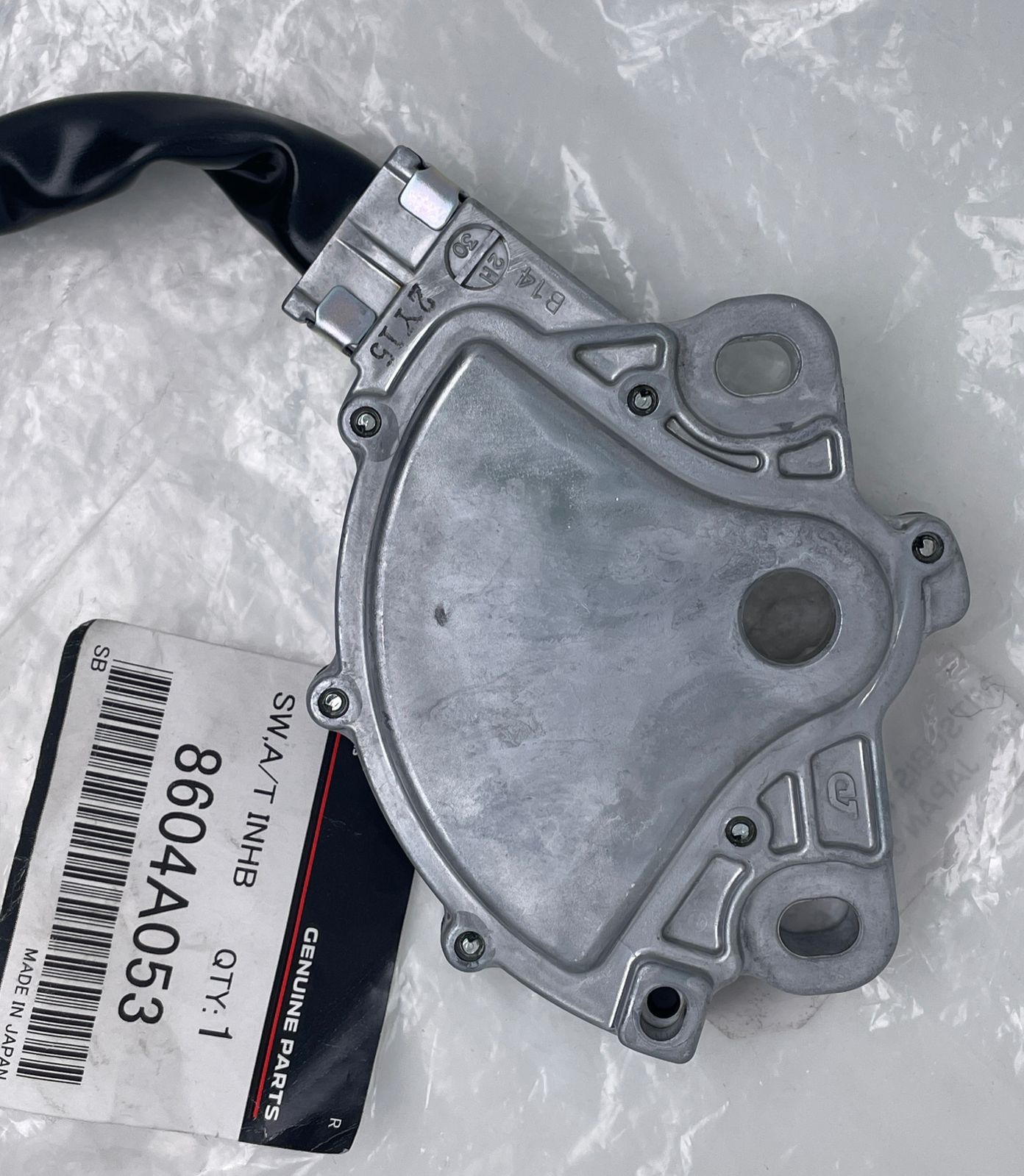 Ингибитор Допкунайтер. Ингибитор АКПП 8604A053 — Mitsubishi Pajero (4G ...