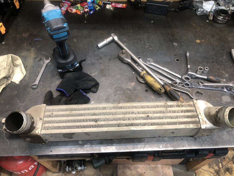 Мойка интеркулера, замена заглушки ГБЦ — Great Wall Hover, 2 л, 2014 ...