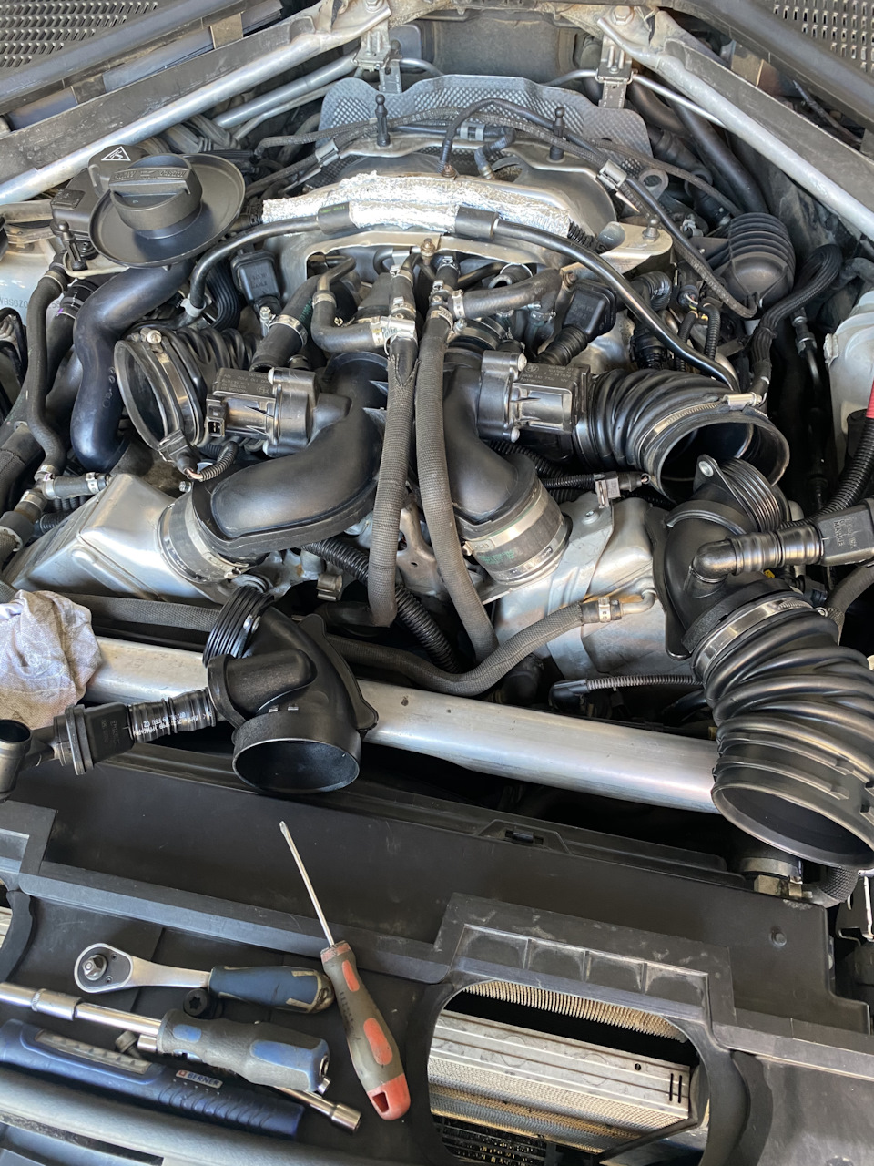 Замена КВКГ — BMW X6 M, 4,4 л, 2012 года | плановое ТО | DRIVE2