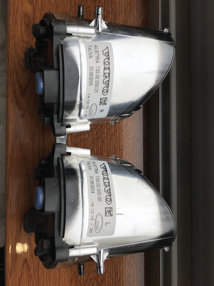 31383205 Противотуманная фара Volvo XC70 OEM (скл-1) Volvo | Запчасти ...