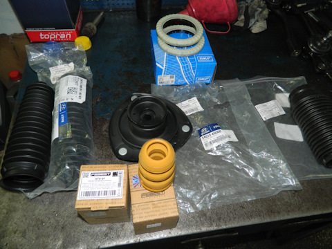 546104H000 Верхняя опора стойки амортизатора KIA HYUNDAI | Запчасти на ...