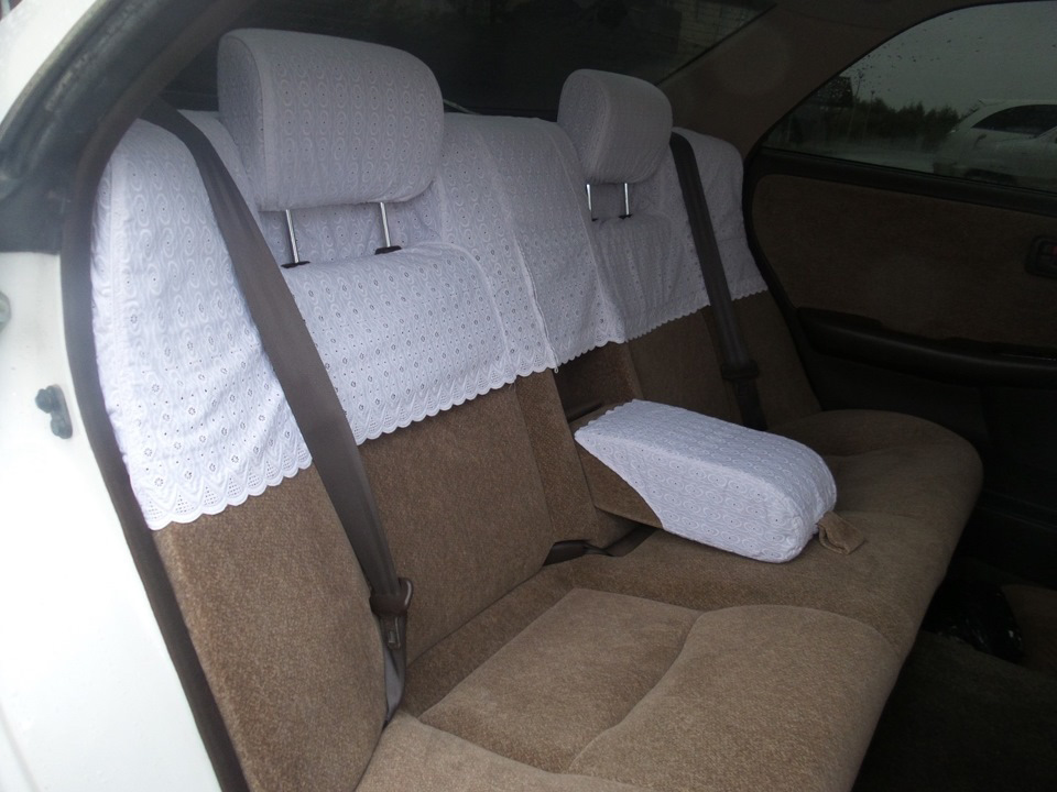 Ищу белые накидки. Раздельные подголовники — Toyota Mark II (90), 2,5 л ...