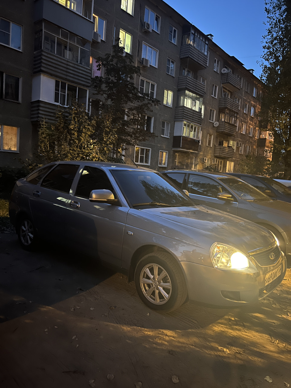 Тонировочка 😎 — Lada Приора хэтчбек, 1,6 л, 2015 года | тюнинг | DRIVE2
