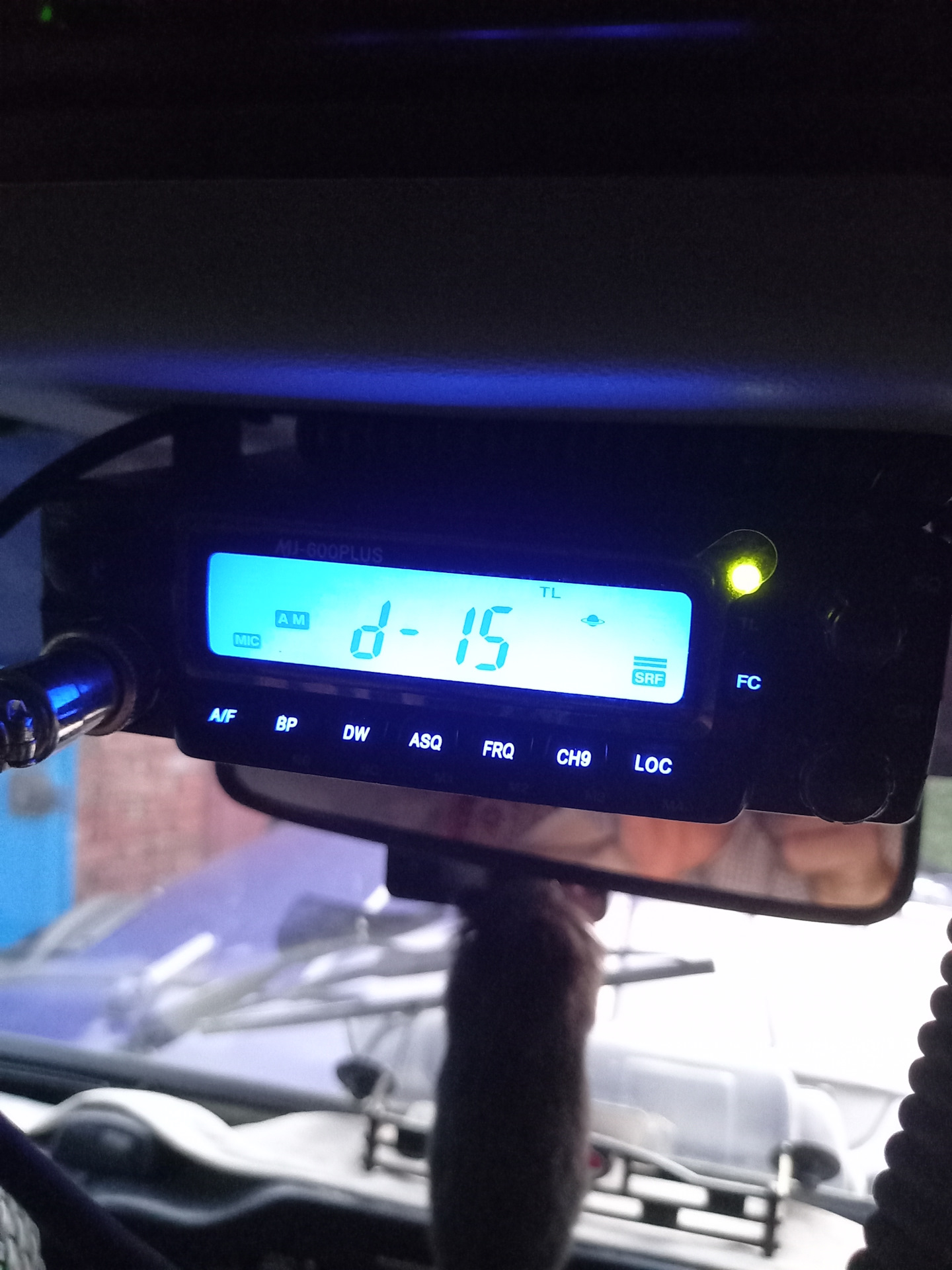 Установка радиостанции MegaJet MJ-600 PLUS + антенна Optim CB-27. — УАЗ 31514, 2,5 л, 1998 года ...