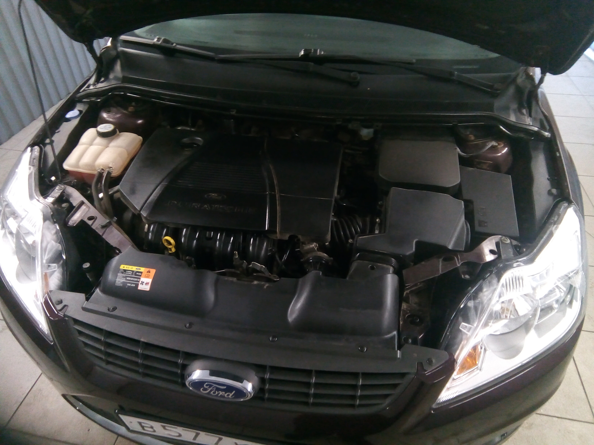 Все чистим. Конца не видно. — Ford Focus Hatchback II, 1,8 л, 2008 года | мойка | DRIVE2