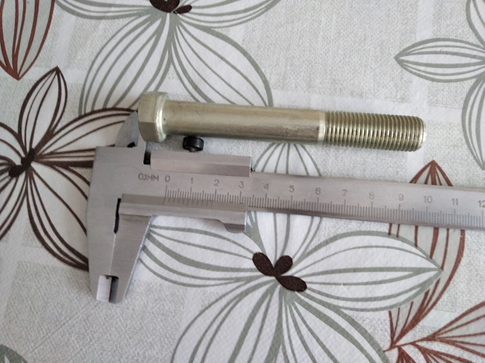 Приспособа для монтажа колёс! 🤪 — Volkswagen Polo Sedan, 1,6 л, 2012 ...