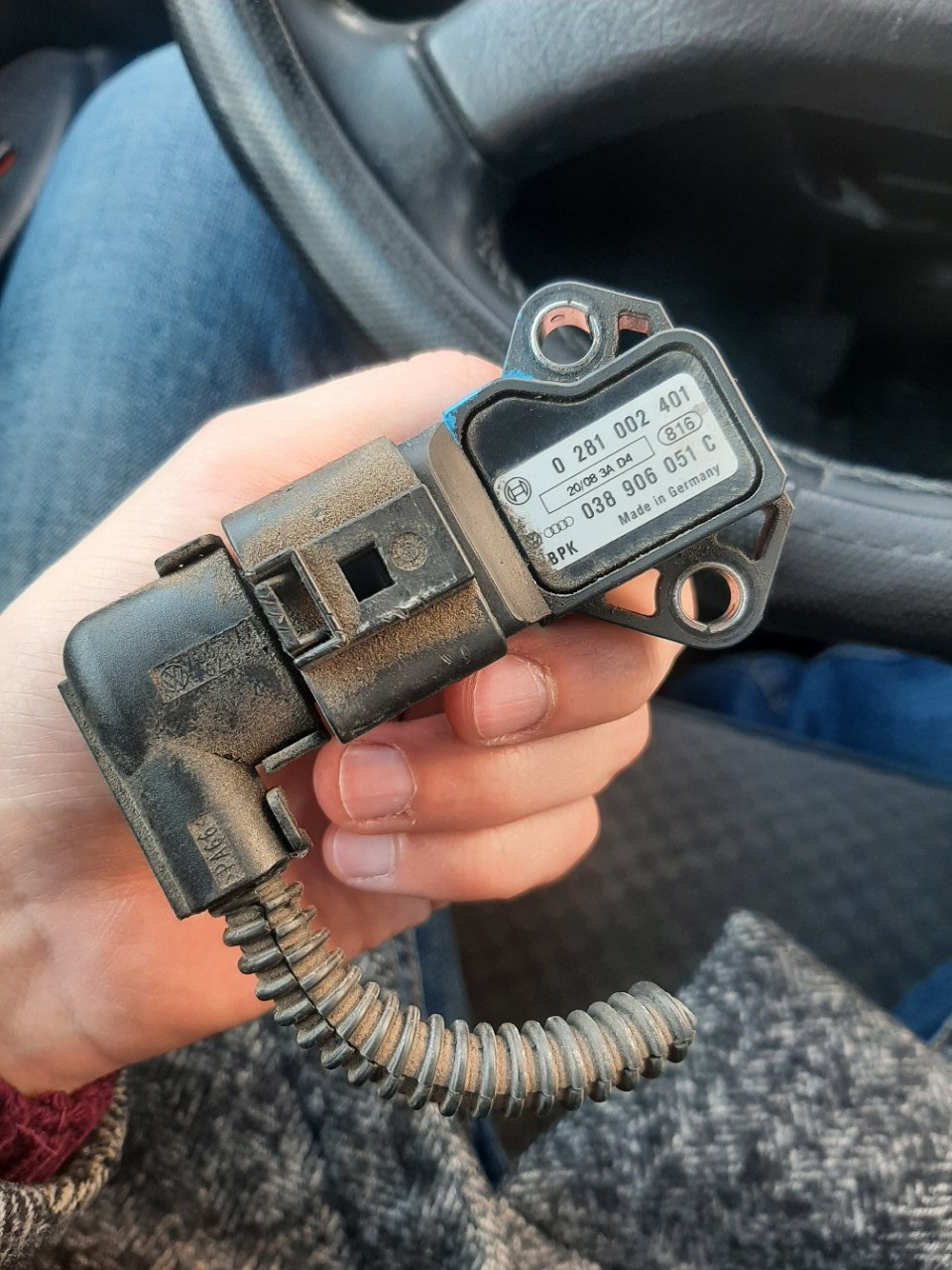 038906051C Датчик давления воздуха / AUDI, SEAT, SKODA, VW 99~ VAG ...