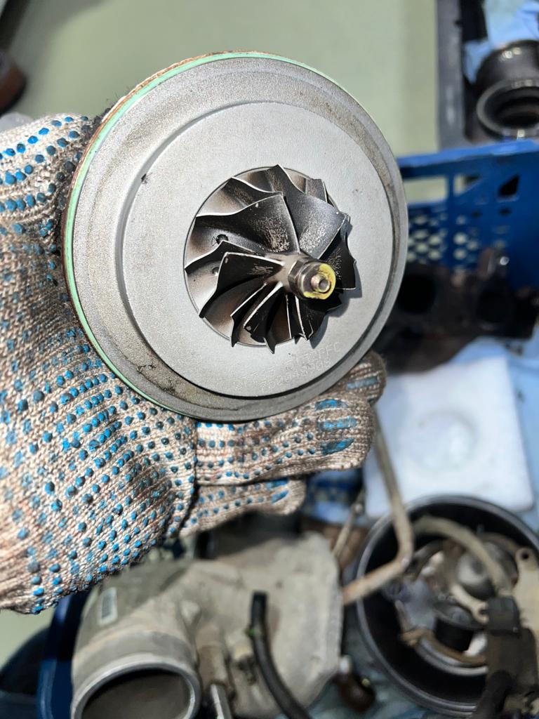 Ребилд турбины и Эбершпехера (1 часть большого ТО) — Volvo V40 Cross ...