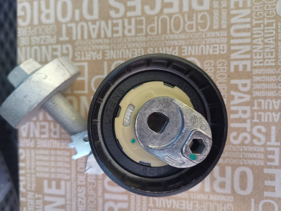 119A07049R Водяной насос + комплект зубчатого ремня RENAULT | Запчасти ...