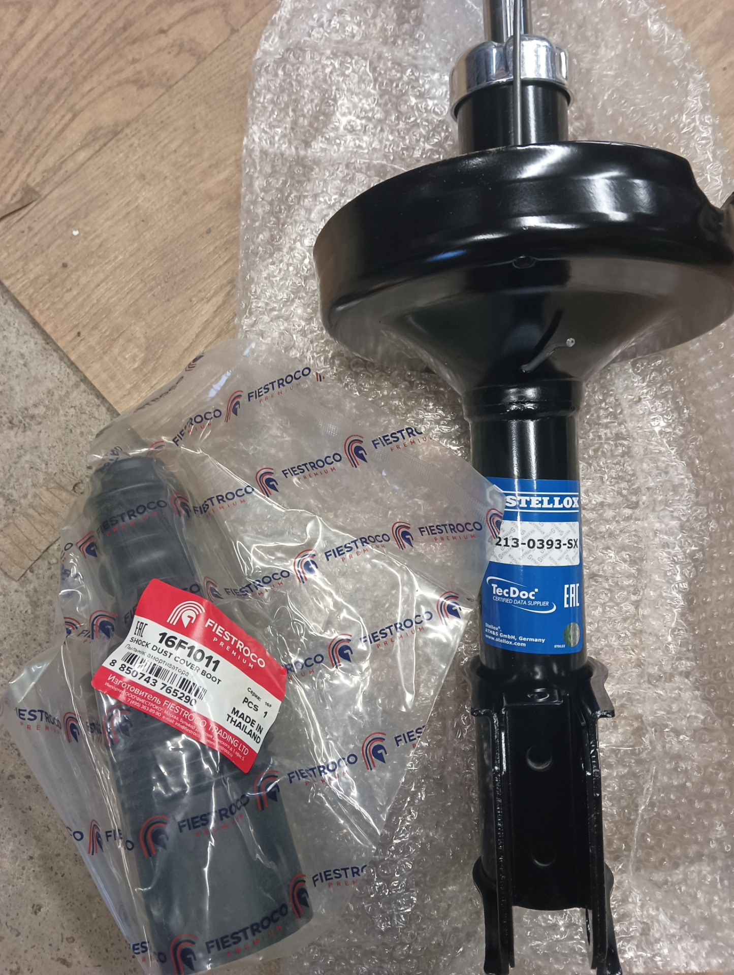 Замена передних стоек и правой фары — Renault Symbol, 1,4 л, 2005 года ...