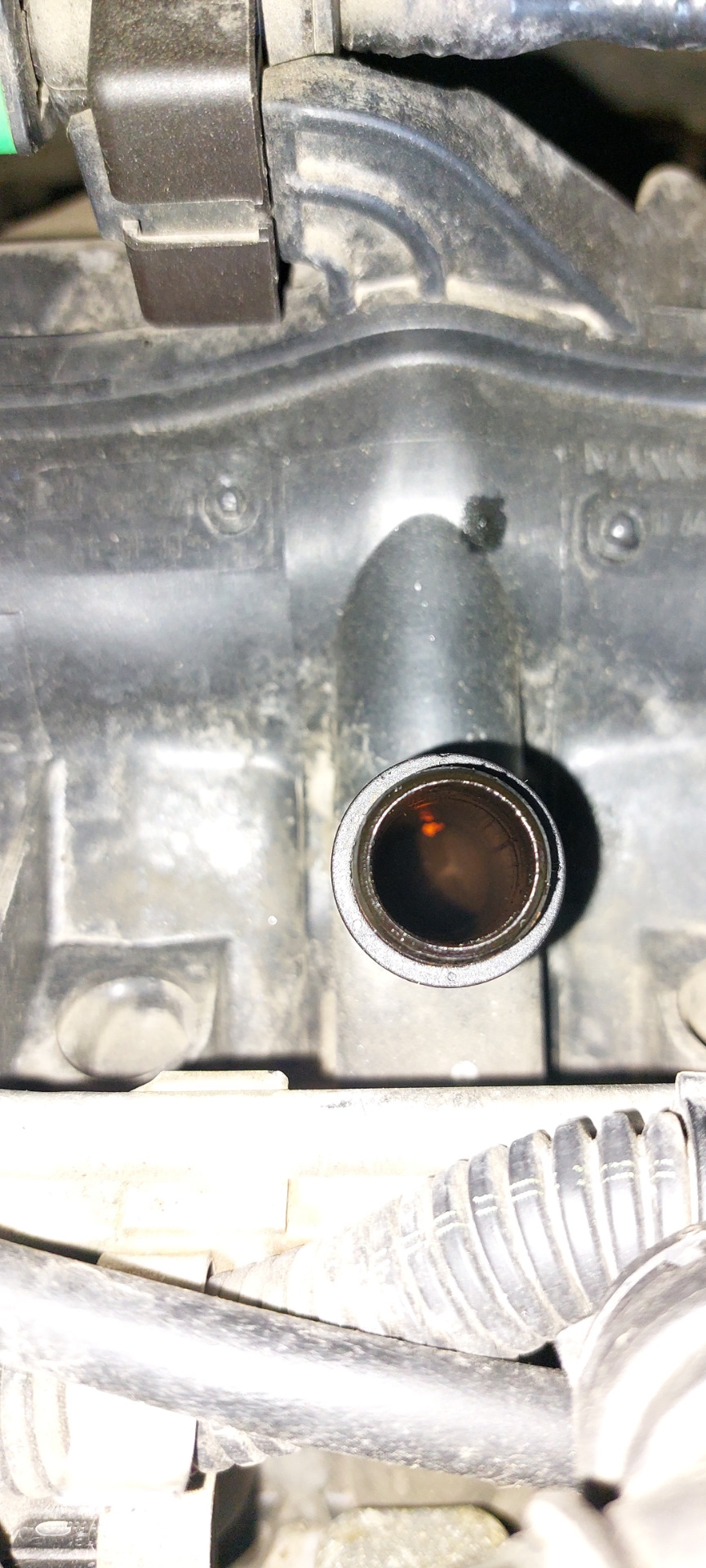 Замена переднего сальника коленвала — Opel Astra J, 1,4 л, 2014 года ...