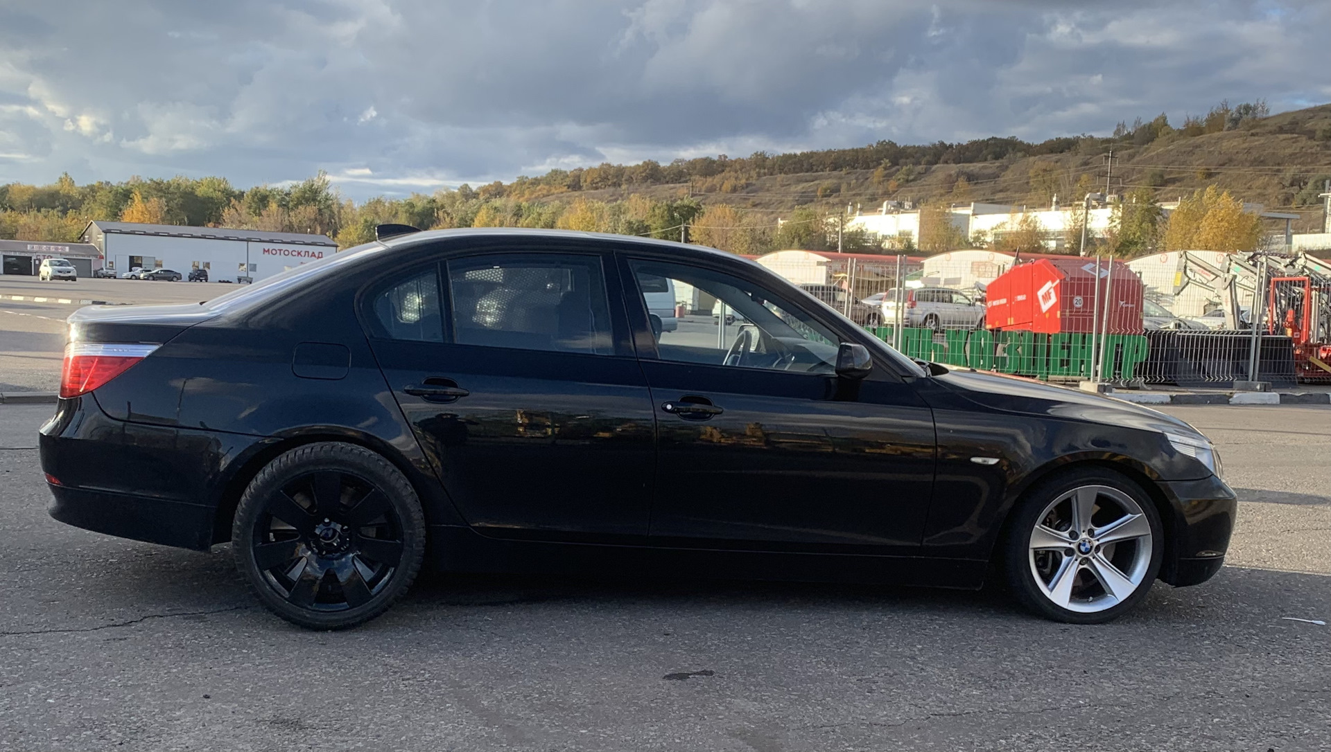 Sailun Ise Blazer WST3 245/40 R18 + 123 стиль черный глянец — BMW 5 ...