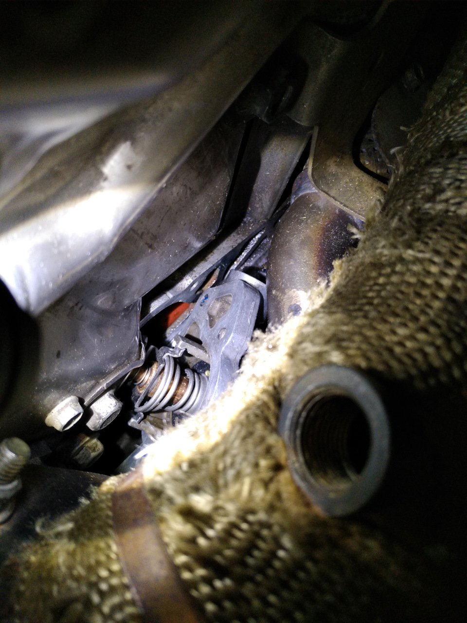 Замена термостата + мойка радиаторов — Saab 9-3 (2G), 2,8 л, 2007 года ...