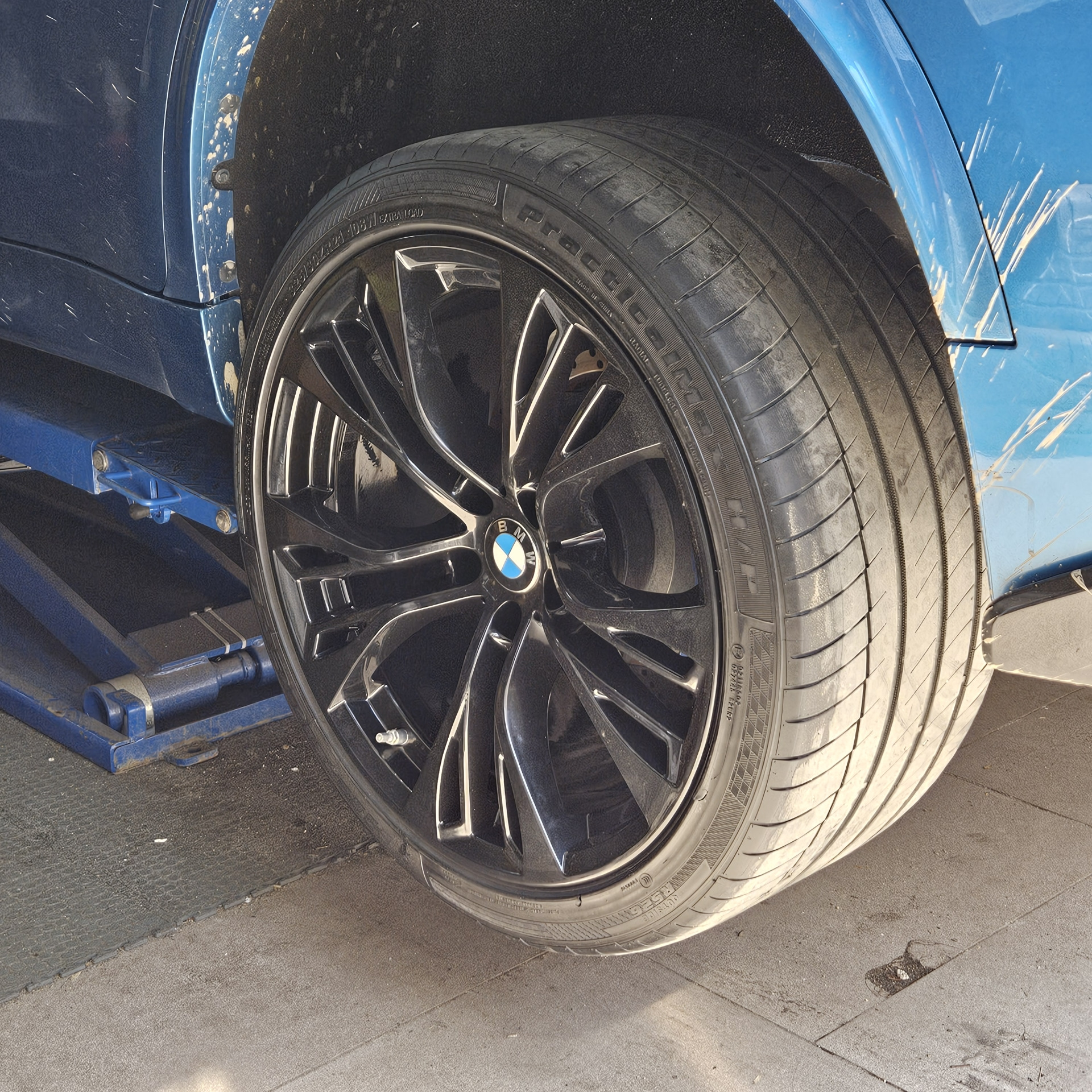 Скоро лето! — BMW X6 (F16), 3 л, 2018 года | колёсные диски | DRIVE2