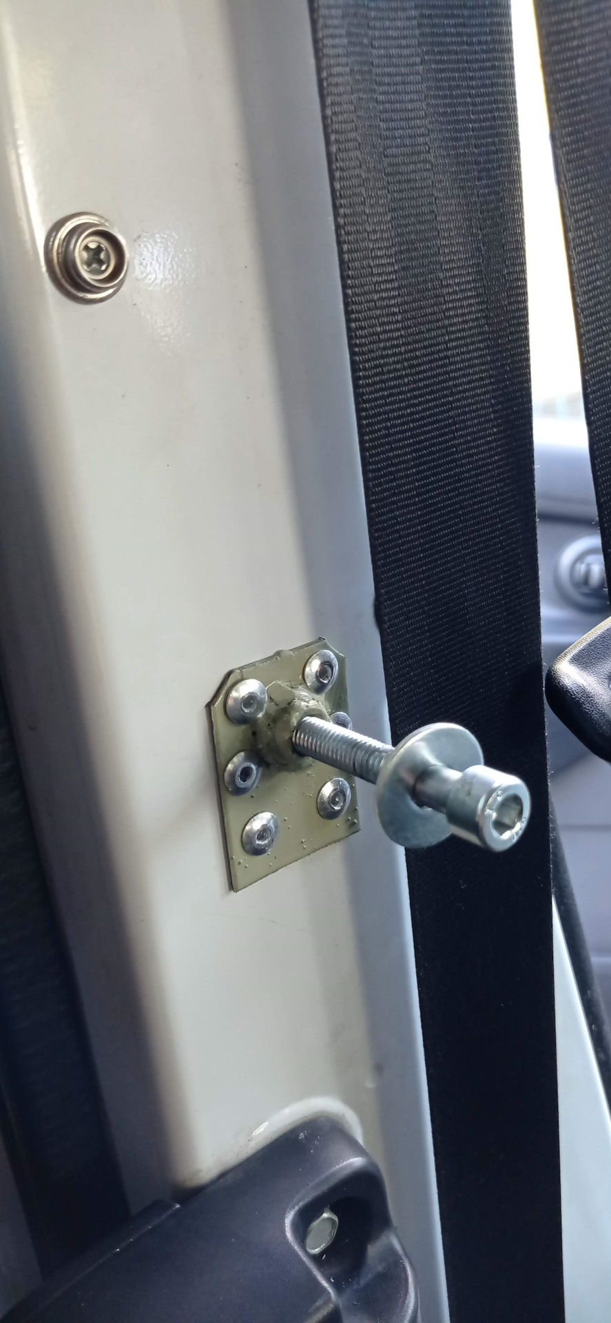 Установка съемной кровати в Ниссан НВ 200 — Nissan NV200, 1,6 л, 2014 ...