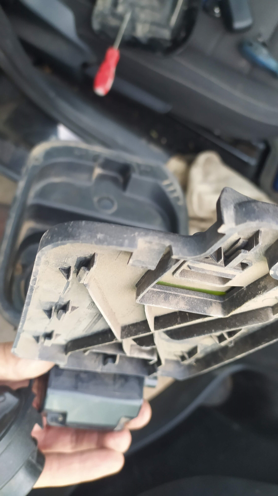 актуатор бензобака шкода рапид — Skoda Rapid (1G), 1,6 л, 2014 года ...