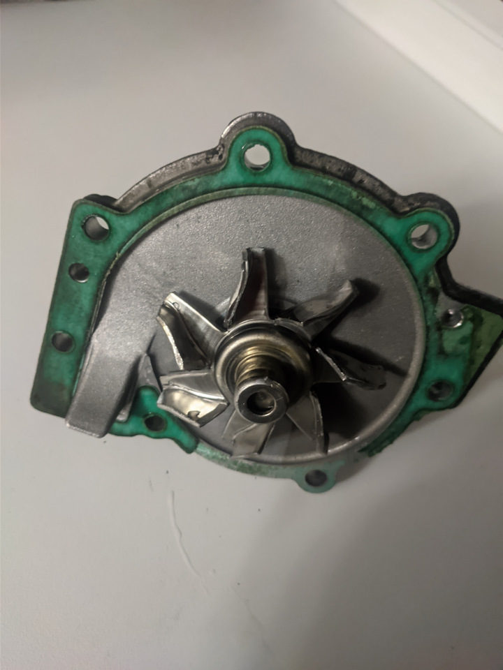 31293668 ВОДЯНОЙ НАСОС Volvo | Запчасти на DRIVE2