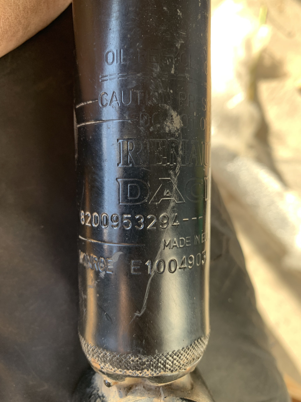 8200953294 Амортизатор задн (логан 1,6л) RENAULT | Запчасти на DRIVE2