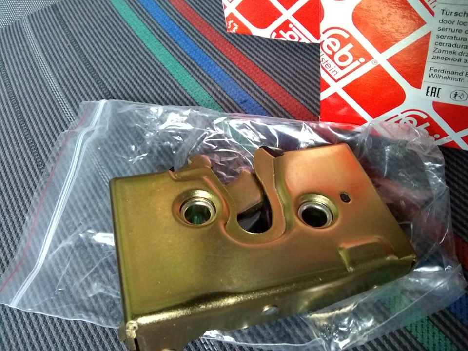 Замена дверного замка и ручки — Volkswagen Golf Mk2, 1,8 л, 1990 года ...