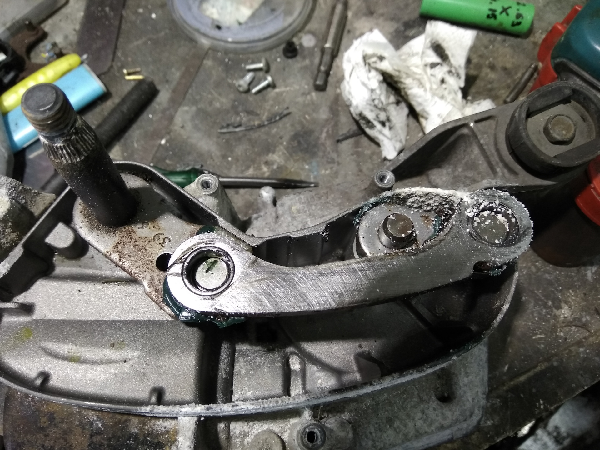 Задние сайлентблоки — Renault Megane II, 1,5 л, 2007 года | визит на ...
