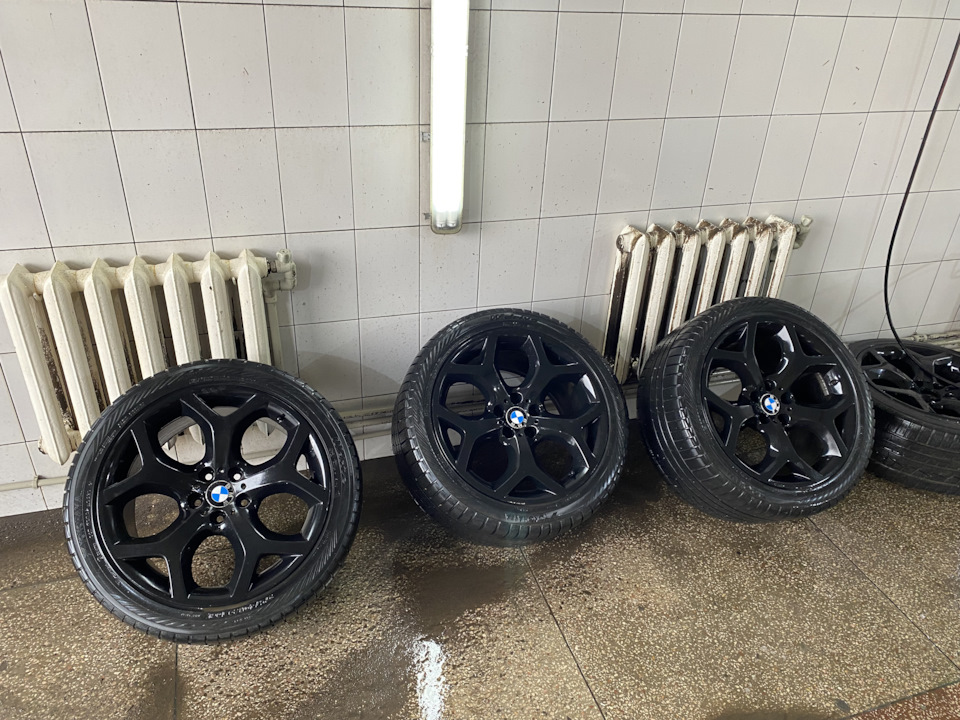 Переобулся на лето, чёрные колеса в продаже — BMW X5 (E70), 3 л, 2012 ...