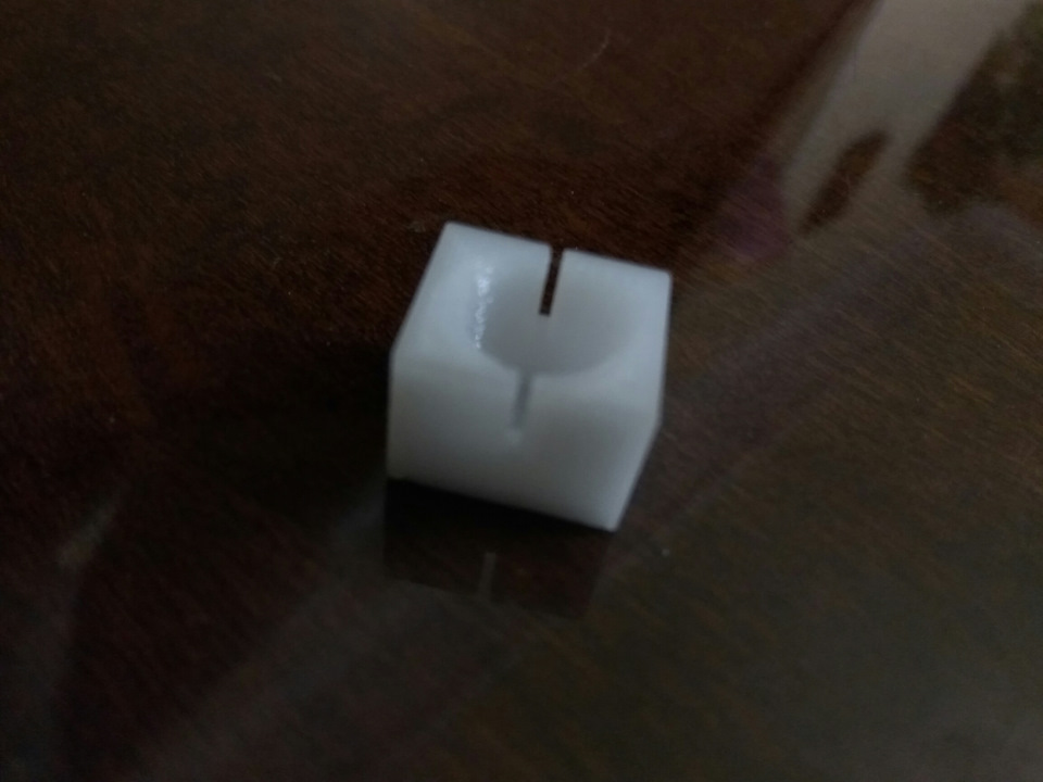 Втулка-вкладыш вилки перекл.передач FWD VTX FORD Ford Transit 2000 ...