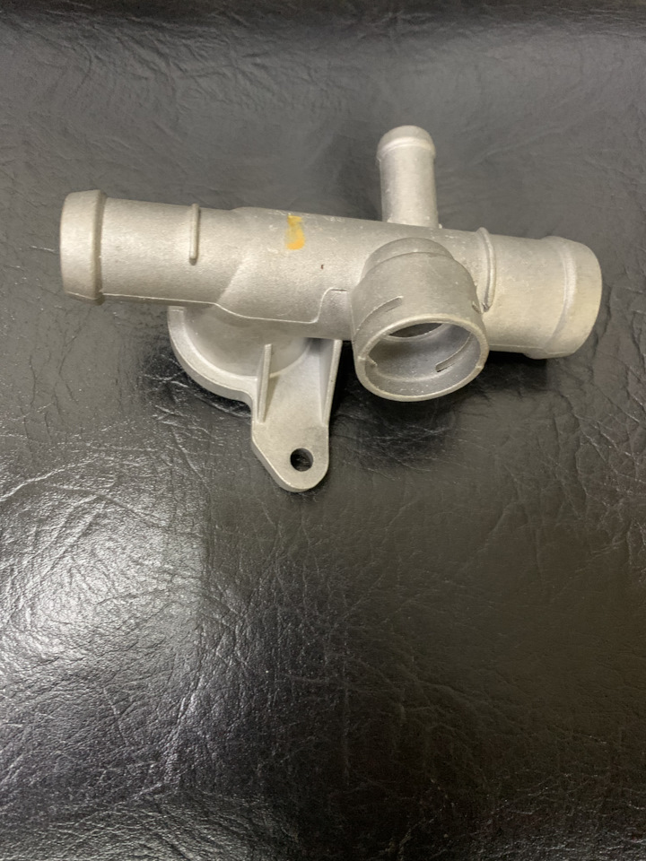 06A121133C Фланец охлаждающей жидкости VAG | Запчасти на DRIVE2