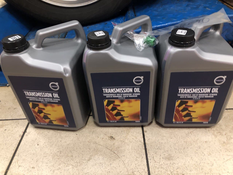 1161640 Масло трансмиссионное Transmission Oil, 4л Volvo | Запчасти на ...