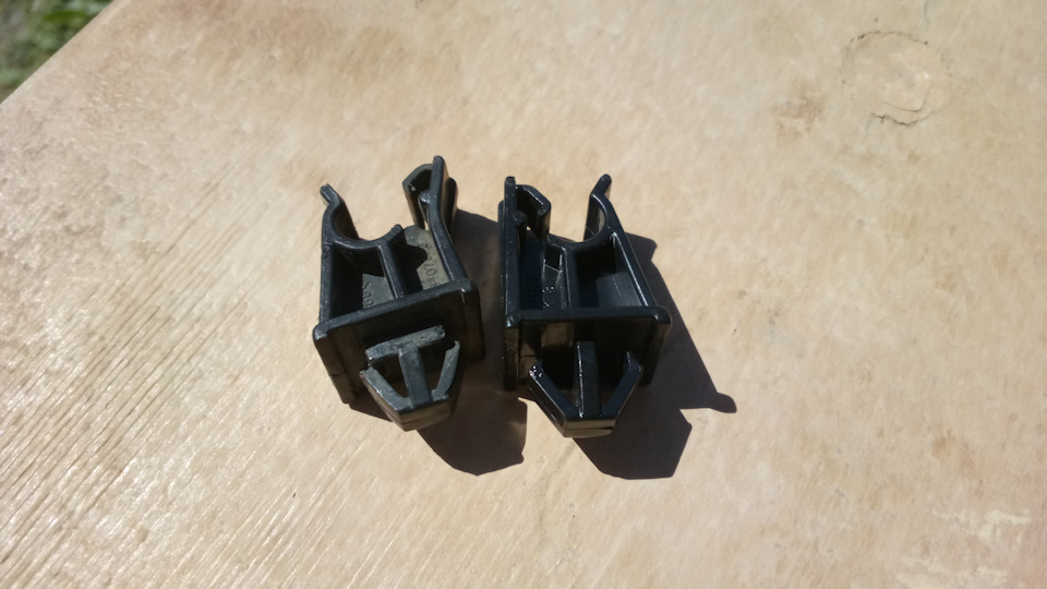 Замена кронштейнов упора капота! — Chevrolet Lacetti 5D, 1,4 л, 2008 ...