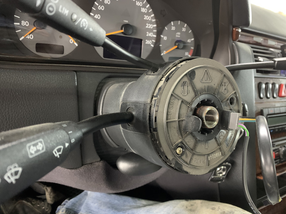 Переключатель поворотов — Mercedes-Benz E-class (W210), 3,2 л, 2001 ...