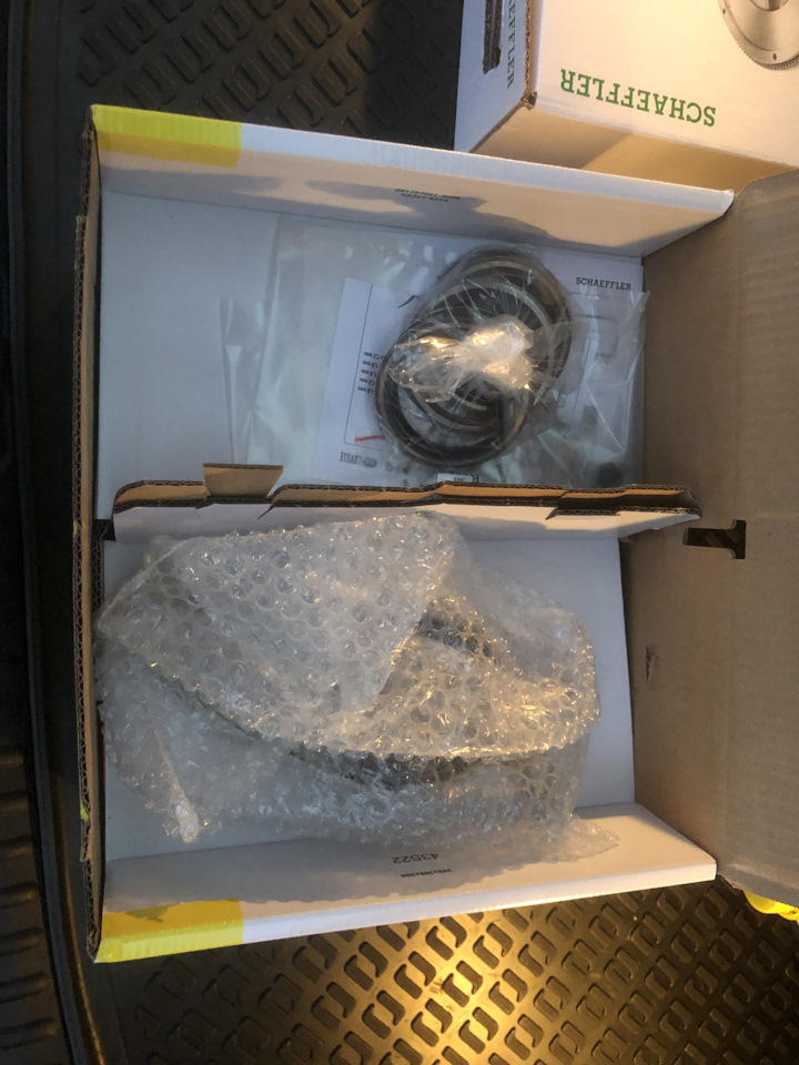 Комплект сцепления luk 602000700 на Skoda Superb Mk2, Skoda Superb Mk3 ...