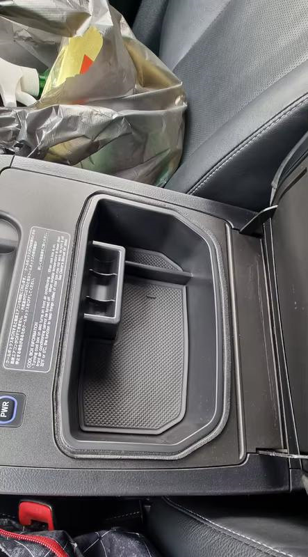 Контейнер для хранения телефона — Lexus LX (URJ200/URJ201), 5,7 л, 2013 ...