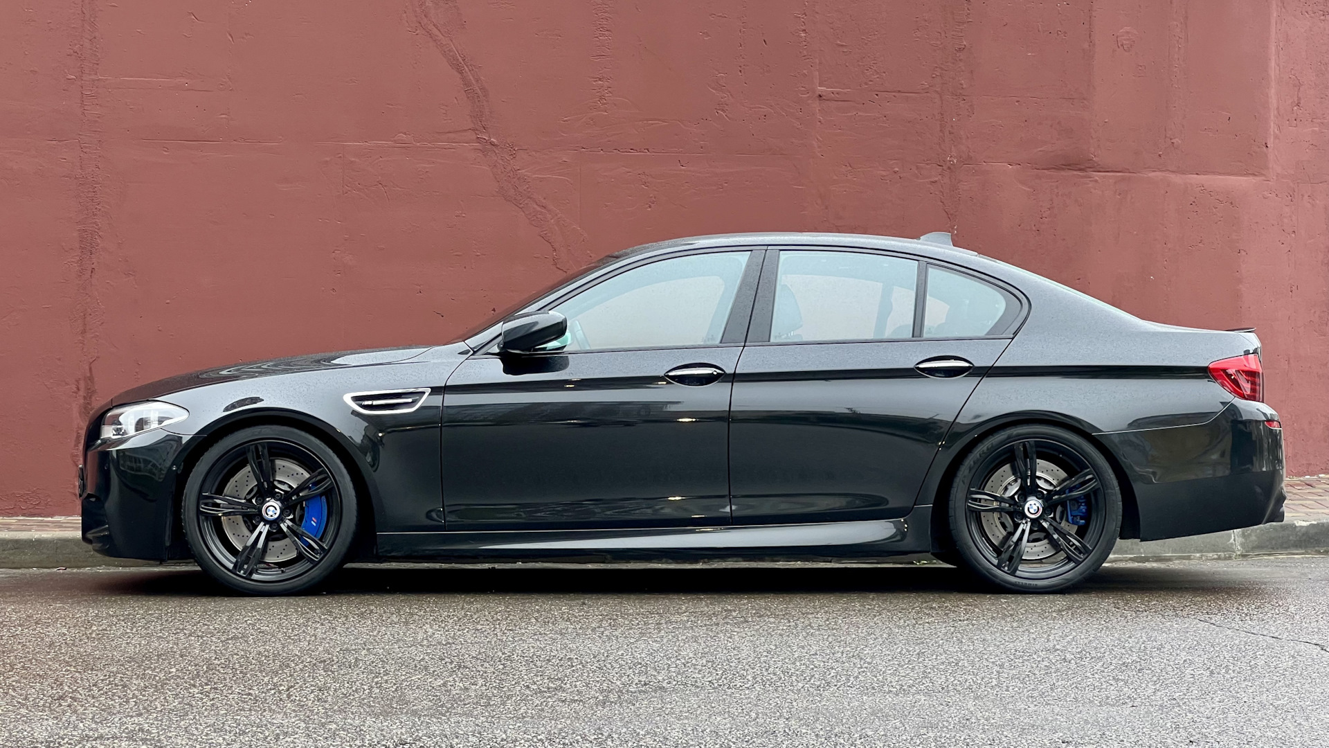 Пришло время сравнить! BMW M5 f10 vs f90! — BMW M5 (F90), 4,4 л, 2019 ...