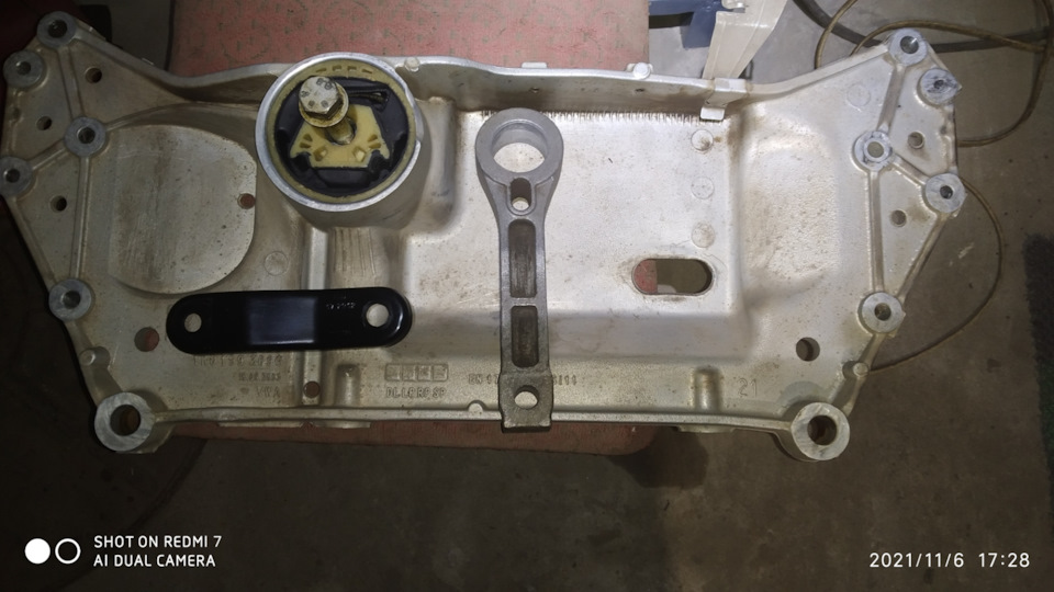 Замена саленблоков подрамника и втулок стабилизатора! — Skoda Octavia ...