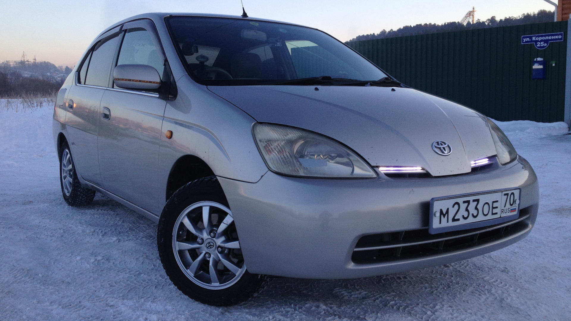 Toyota Prius (11) 1.5 гибридный 2000 | на DRIVE2