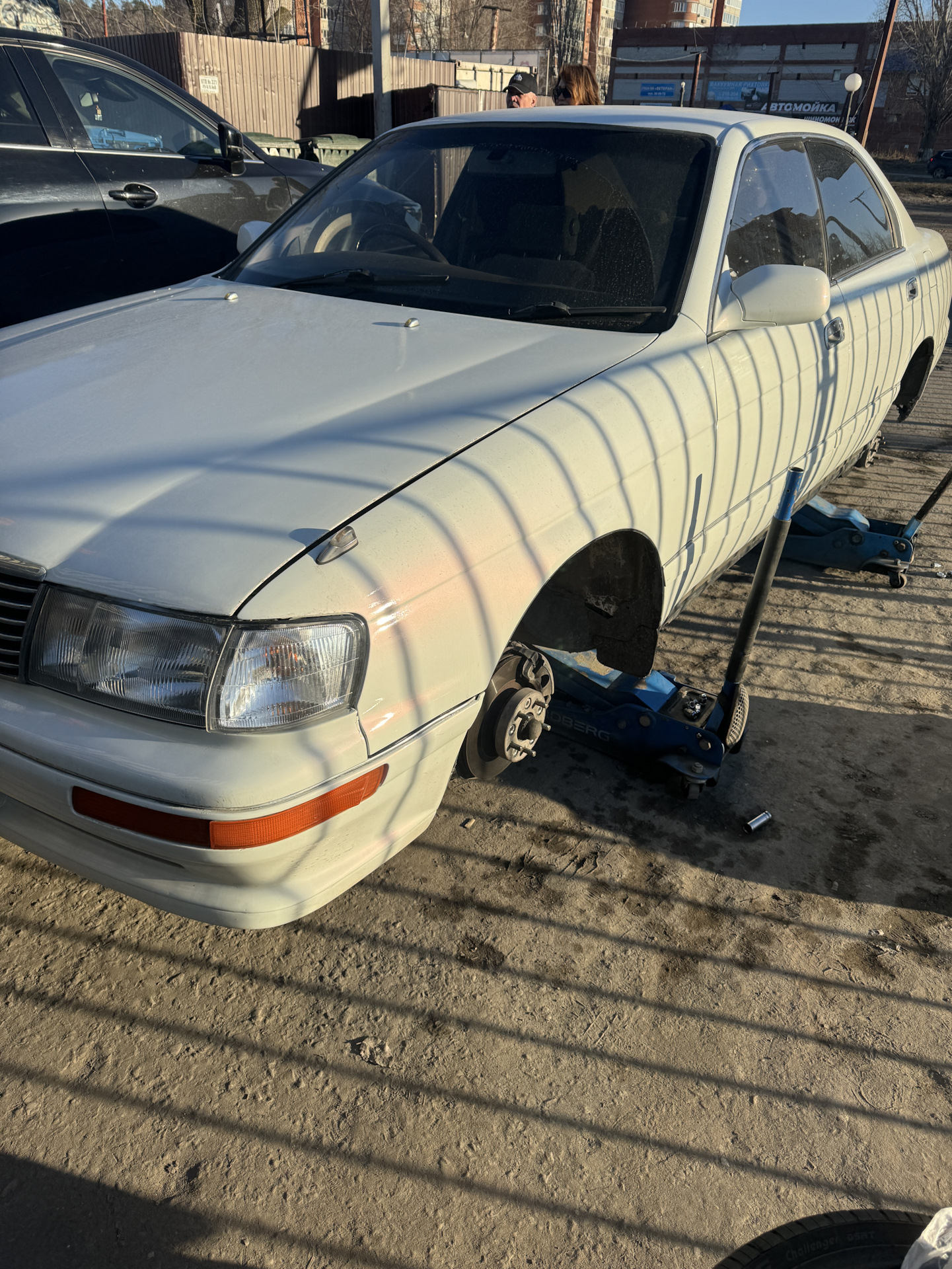 Hifly HF 805 245/40 r18 — Toyota Crown (S140), 2,5 л, 1993 года | шины ...