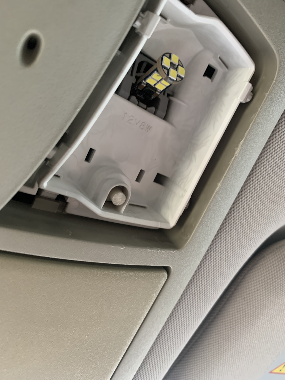 #19 Пересвет освещения салона — Nissan Teana (J32), 2,5 л, 2010 года ...