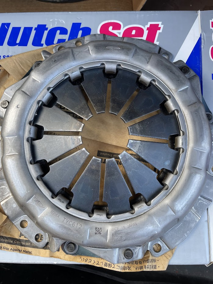 Замена сцепления — Toyota Avensis II, 1,8 л, 2004 года | визит на ...