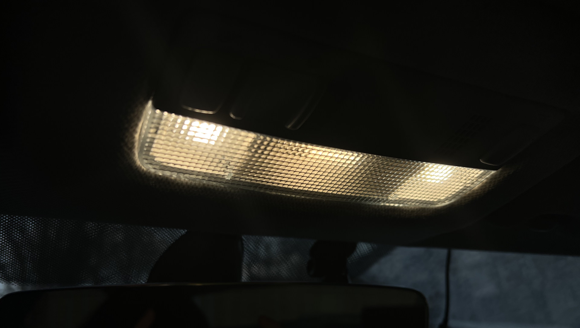 LED в салон — Skoda Rapid (1G), 1,6 л, 2017 года | аксессуары | DRIVE2