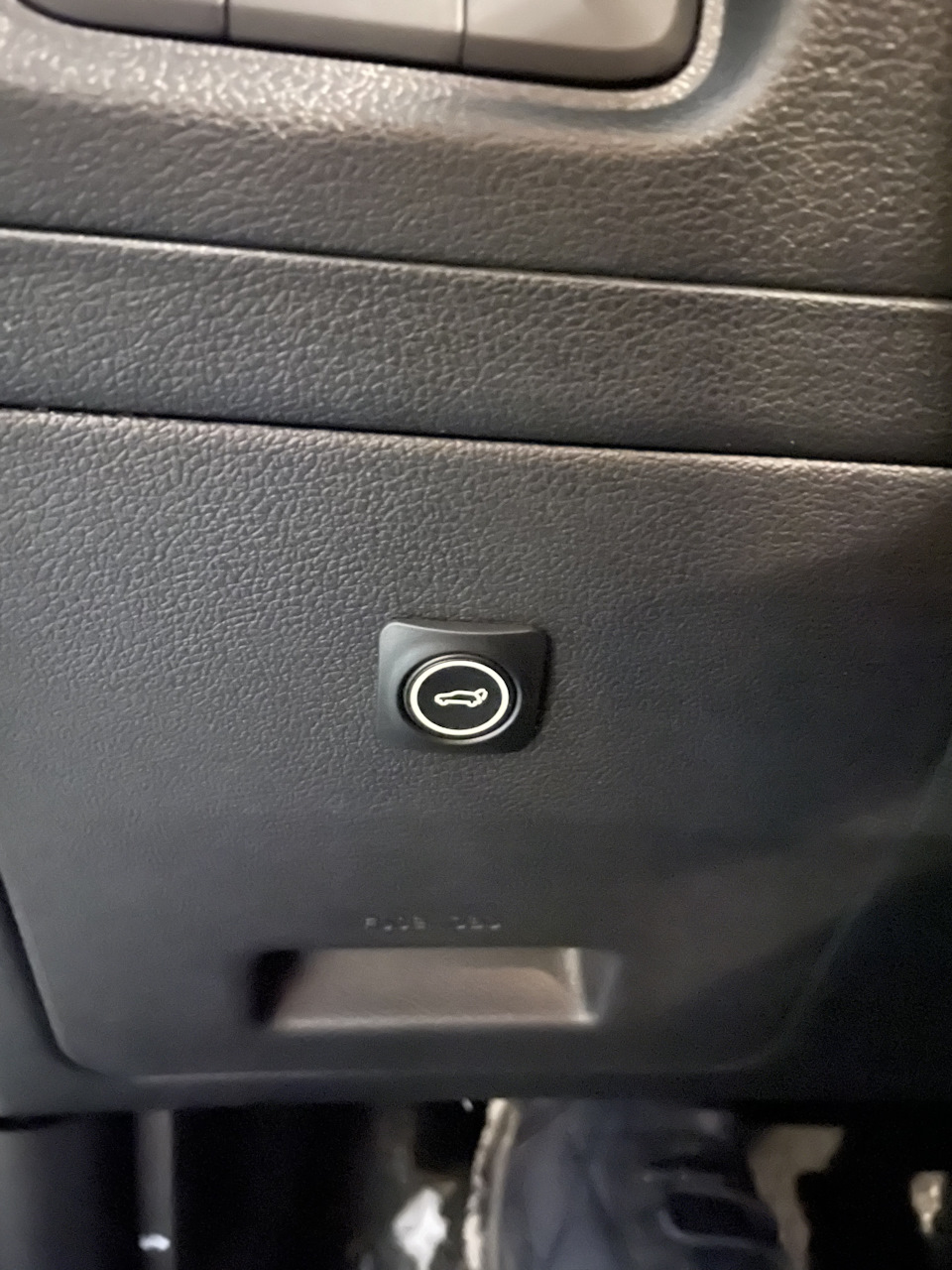 StarLine S96 и электропривод багажника — Hyundai Creta (2G), 2 л, 2022 ...