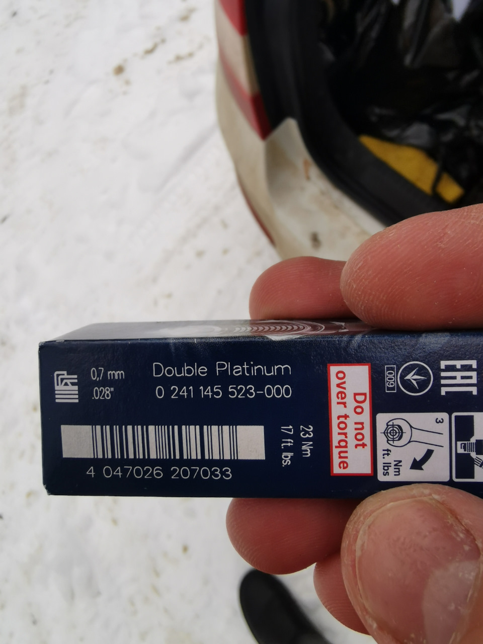 0241145523 СВЕЧА ЗАЖИГАНИЯ Y5KPP332 (0.7), 1ШТ BOSCH | Запчасти на DRIVE2