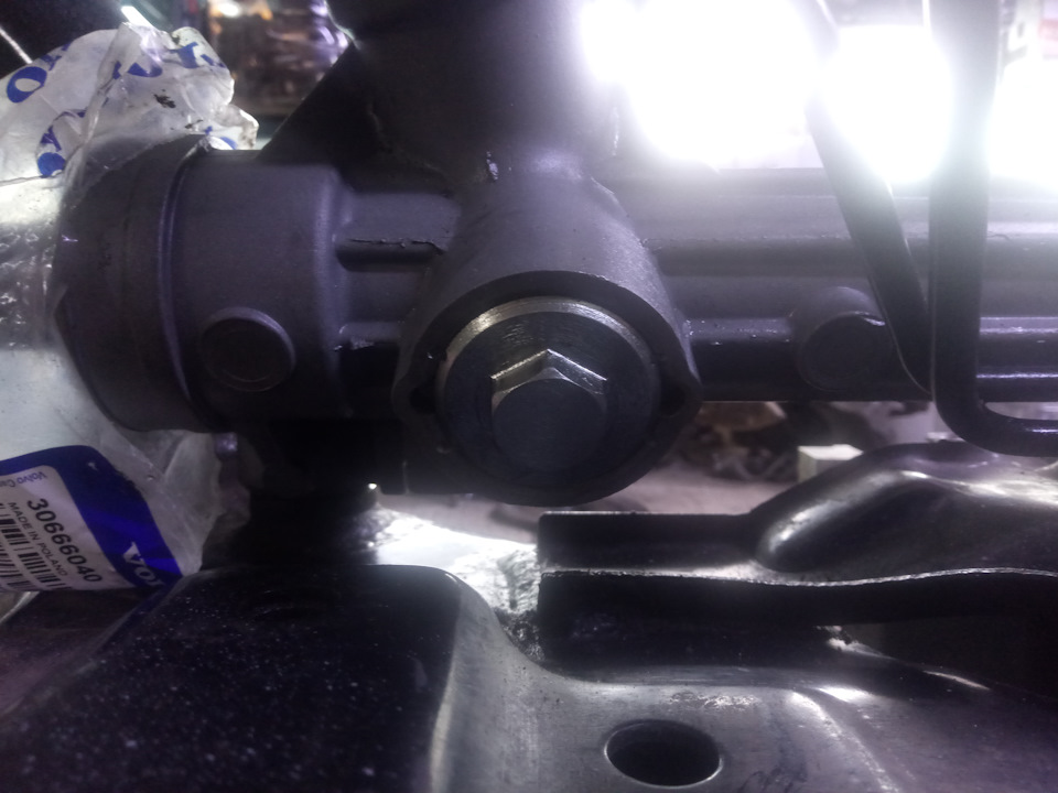 30666040 Сайлентблок подрамника передние Volvo | Запчасти на DRIVE2