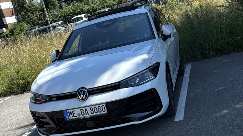 Volkswagen Passat Variant (B9) 2.0 дизельный 2024 | TDI 150 R-Line B9 ...