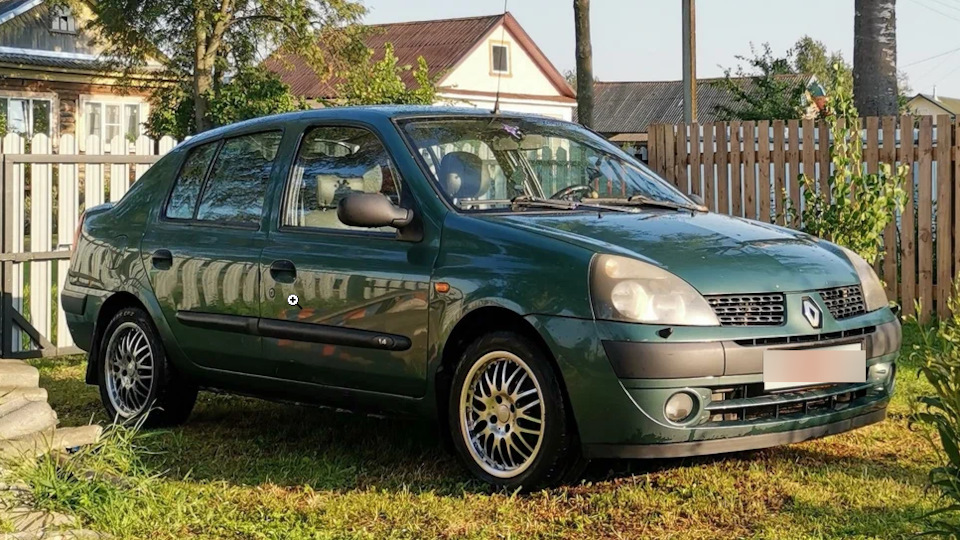 Renault Symbol 1.4 бензиновый 2002 | на DRIVE2