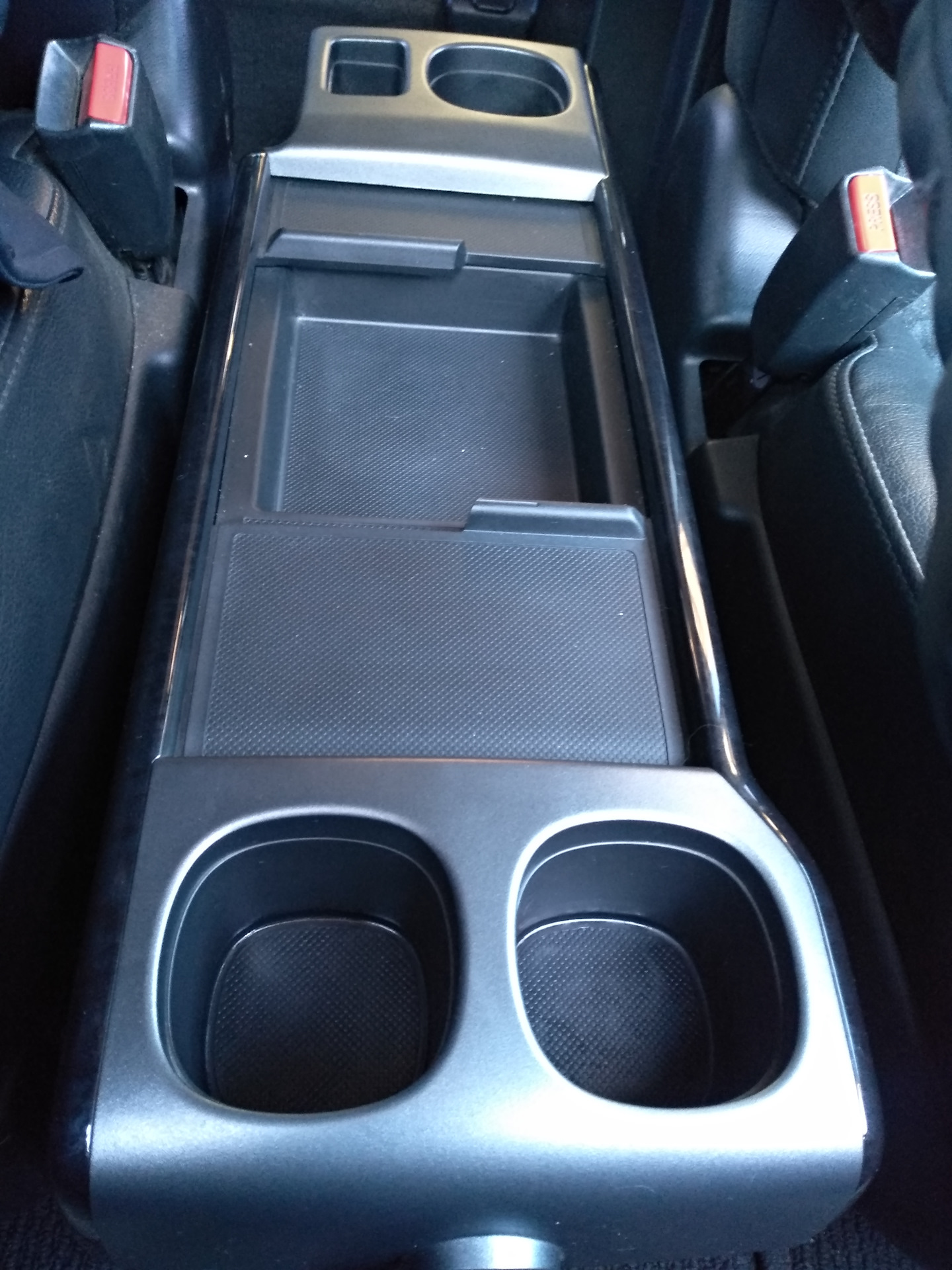 Столик от rd7 — Honda CR-V (RD4/RD5/RD6/RD7), 2 л, 2002 года ...