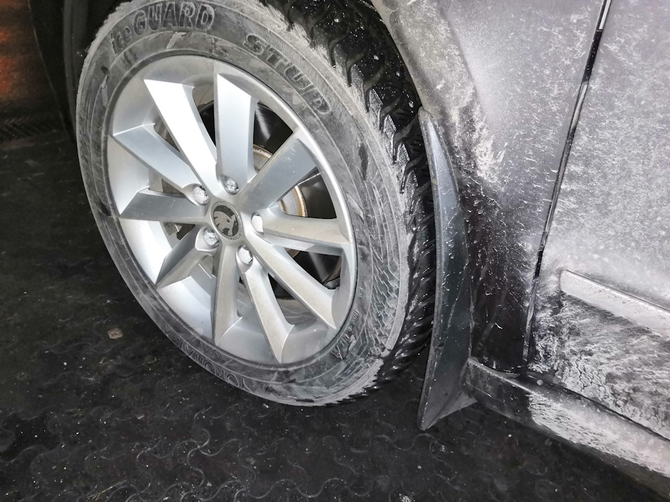 Замена передних стоек (июнь 2019) — Renault Megane II, 1,6 л, 2006 года ...