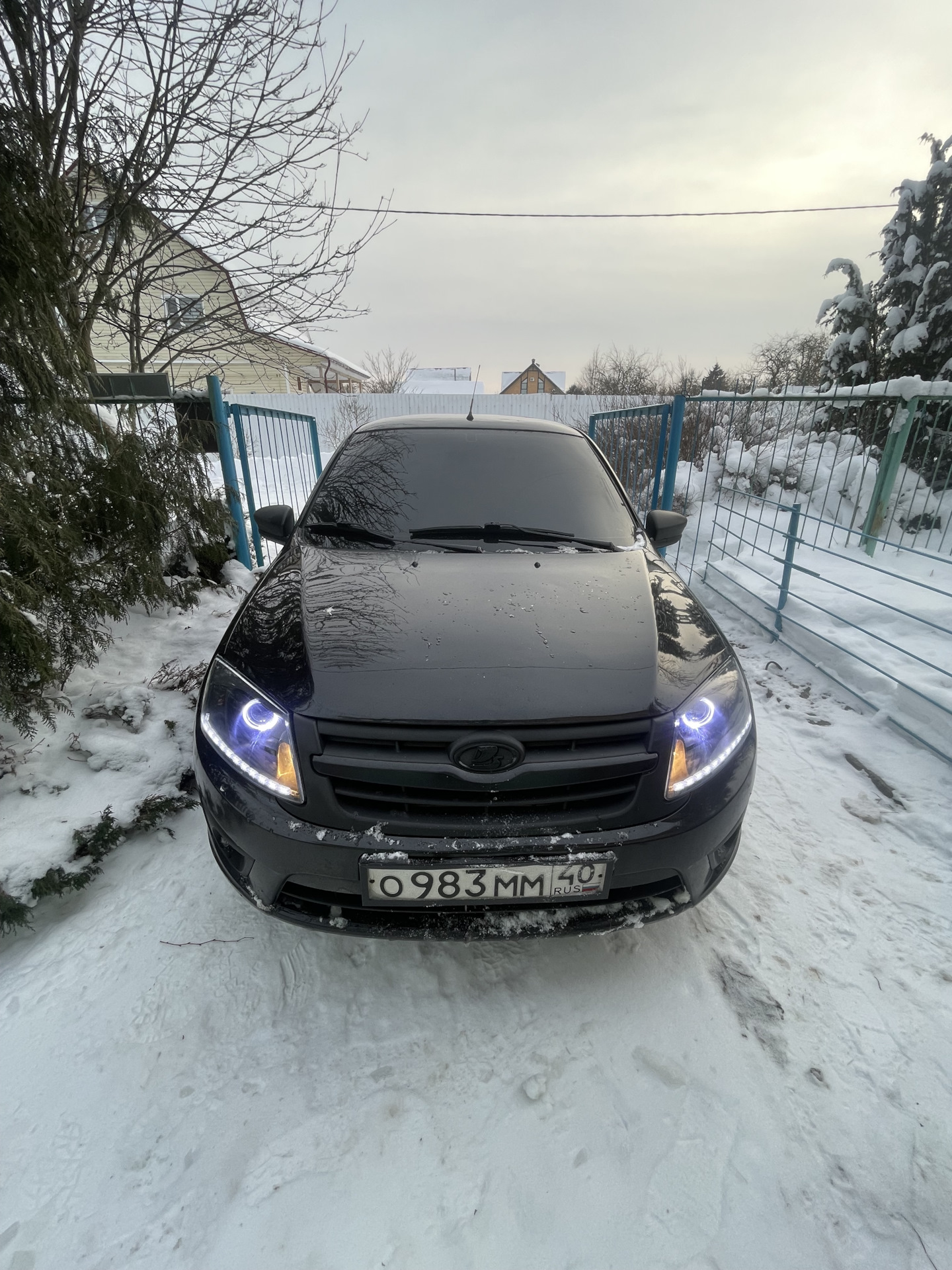 Фары с биксенон линзами — Lada Гранта лифтбек, 1,6 л, 2018 года ...